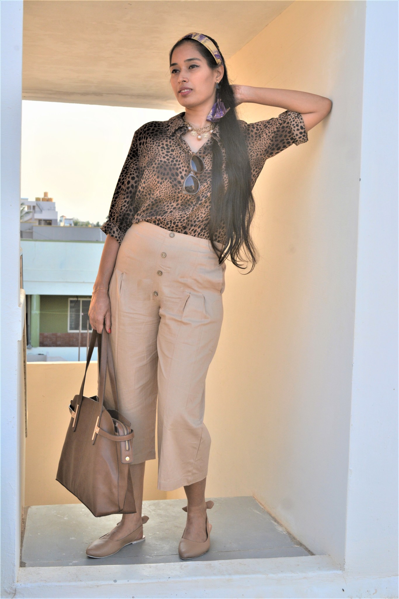 Celebrating Autumn In Different Shades Of Tan – Dressup and Blossom
